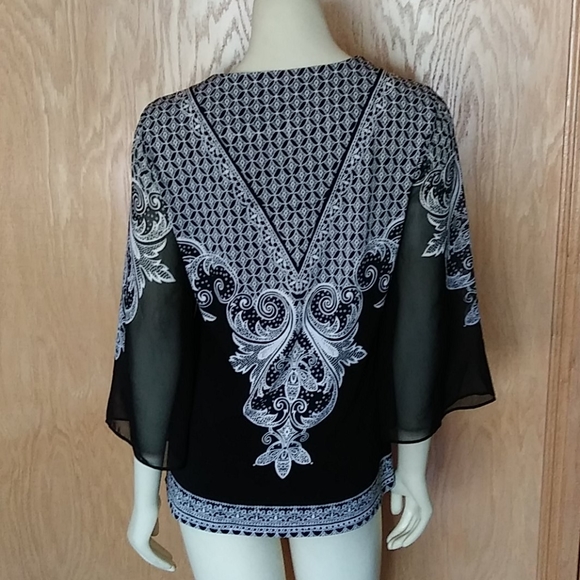 JM Collection | Tops | Nwt Jm Collections S Paisley Mood Black White ...